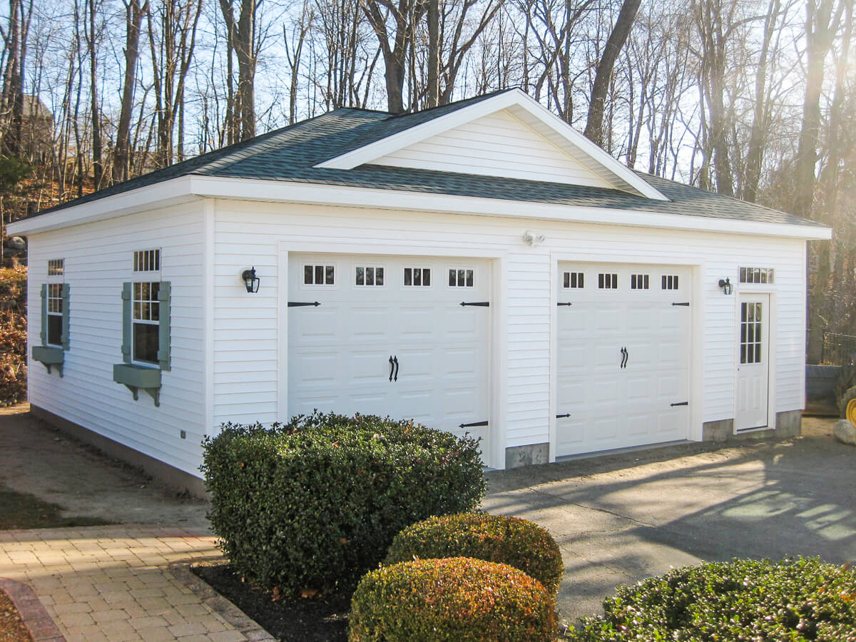 A Trestle Custom Garage in Hopedale, MA - Outdoor Personia